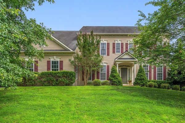 Snow Hill - Warrenton, Virginia | Neighborhoods.com