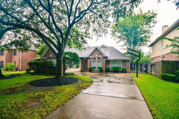 Greatwood - Sugar Land, Texas | Neighborhoods.com